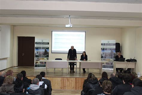 კოლეჯში საშემოდგომო მიღებაზე ჩარიცხული სტუდენტებისთვის სწავლა დაიწყო