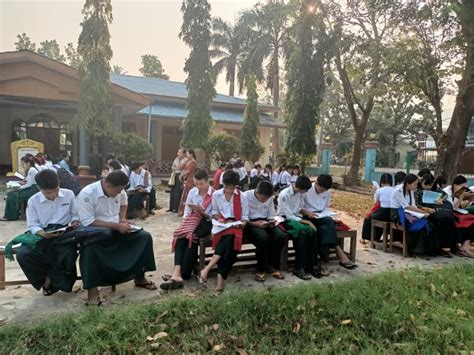 ပေါင်မြို့နယ်တွင် ၂၀၂၂ ၂၀၂၃ ပညာသင်နှစ် တက္ကသိုလ်ဝင်တန်းစာမေးပွဲ မြန