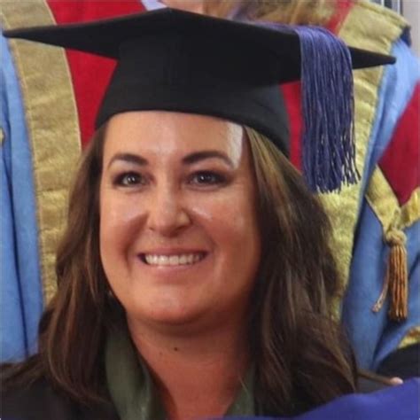 Leonie Van Jaarsveld Banker Analyst Fnb Private Wealth Linkedin