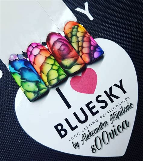 110 фото дизайн ногтей гель лаком Блюскай ( BLUESKY )