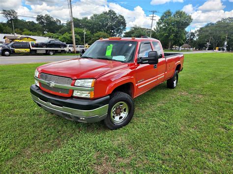 2004 Chevrolet 2500 Hd Extended Cab · Long Bed