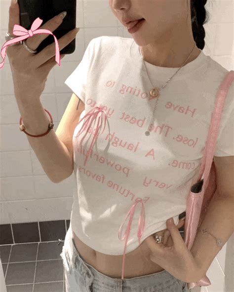 🎀당일 스판🎀리본 반팔티 반소매 티셔츠 여름 순면 면 반팔 티셔츠 버드 소매 쫀쫀 여리 슬림핏 친구선물 생일선물 키치 Y2k 귀여운 레터링 발레코어 라운드 세미 크롭 기본