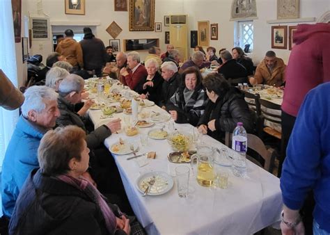 Στο Πανηγύρι του Αγίου Χαραλάμπους στη Γύρλα Τήνου