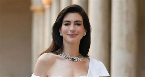 ¿cuál Es El Secreto De Anne Hathaway Para Lucir Joven Uniradio