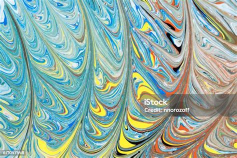 라인 아트 배경 흰색 기반으로 혼란 스러운 패턴에 빨강 파랑 노랑 검정 색상의 조합의 추상 그림 0명에 대한 스톡 사진 및 기타 이미지 Istock