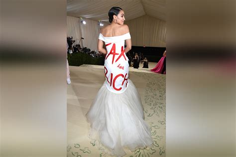 Aoc Begged To Go To Met Gala Even If It Meant Breaking The Rules