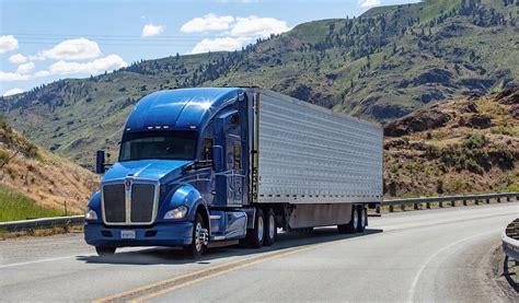 How To Share The Road With Semi Trucks