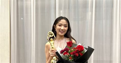 아이유·김신영 꺾은 김혜윤 정말 영광 연기 활동 물음표가 느낌표로… 소감 [공식]