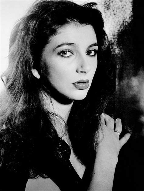 30 Beautiful Photos Of Kate Bush Taken By Gered Mankowitz In The Late