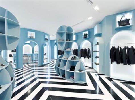 Самые красивые магазины мира | Retail interior, Store design interior ...