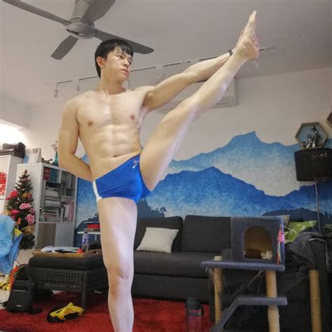 Json Yau นายแบบจีน เป้าตุง หุ่นเอ็กซ์ สุดเซ็กซี่ เกินบรรยาย