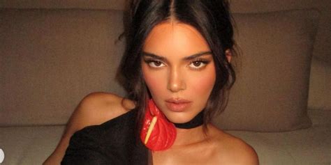 Kendall Jenner Just Shared Even More Topless Photos From Bed