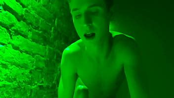 While Sex Sauna Cruising Babe Twink Found A Juicy Dick In A Neonlight Room To Suck The Cum Out