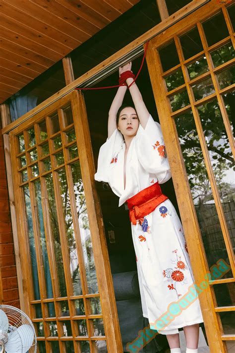 年年Nnian The Love 51 photos NudeCosplayGirls com