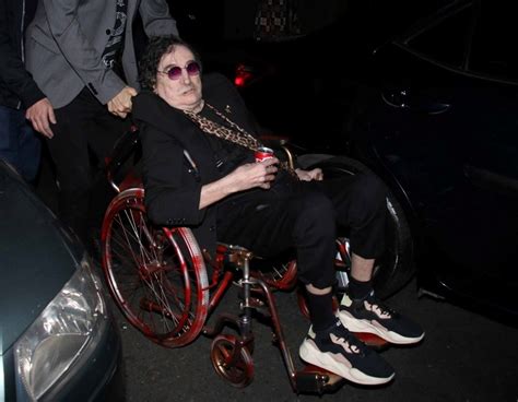 Charly Garc A Ya Est En Su Casa Luego De La Internaci N