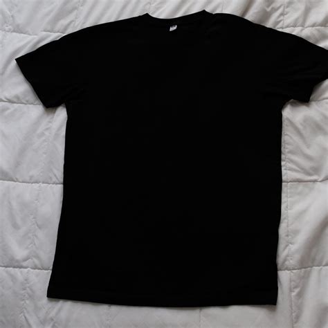 Uniqlo Supima Cotton T Shirt Great Condition Depop