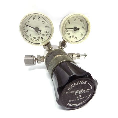 Tescom 64 2860ka422 1000 Psi In 30 Psi Out Pressure Reducing Regulator W Gauges