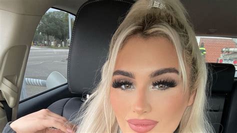 Wwe Wrestler Tiffany Stratton Shares Swimsuit Photo Posing With Nikkita Lyons