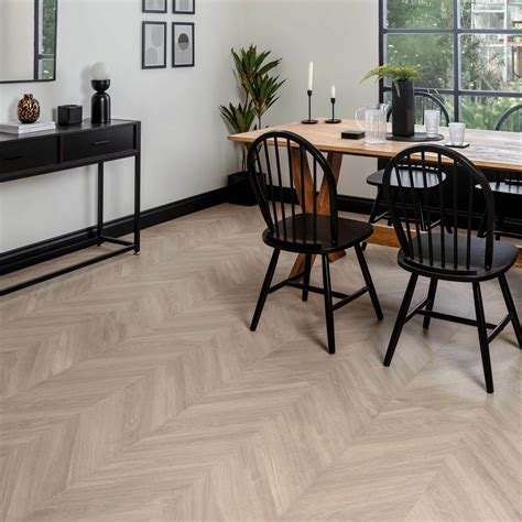 Ashwood Oak Matt Chevron Wood Effect Floor Tile
