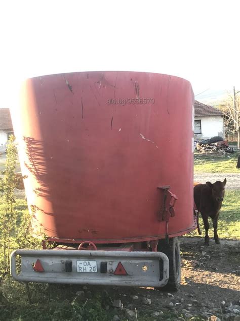 Продавам работещ миксер Друга фермерска механизация Трактори механизация инвентар Кр