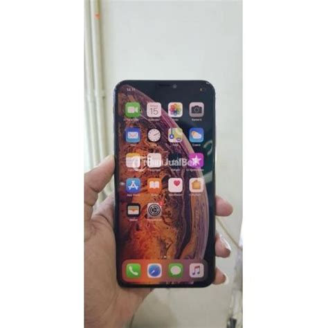 Iphone Xs Max Gb Gold Resmi Ibox Bekas Bagus Mulus Normal Harga Nego Di Semarang