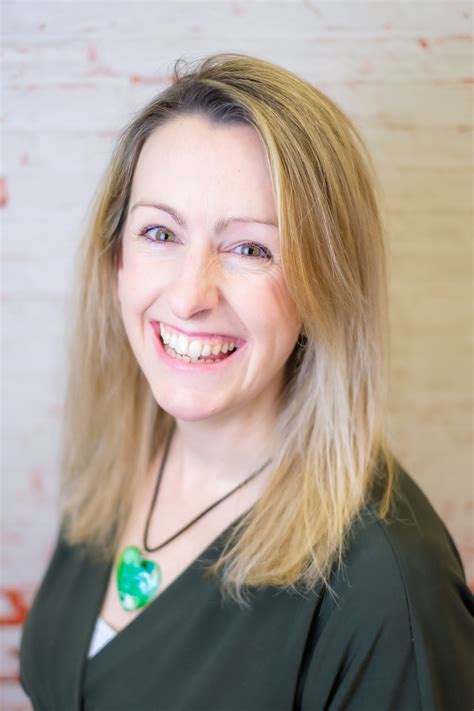 Zoe Pages Instagram Twitter And Facebook On Idcrawl