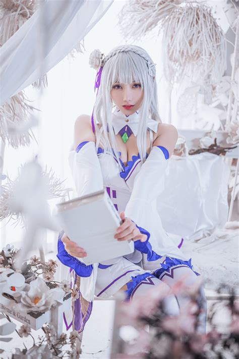 《re：从零开始的异世界生活》爱蜜莉雅cosplay 次元岛