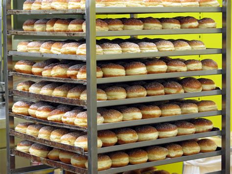 무료 이미지 빵 굽기 디저트 먹다 맛있는 빵집 패스트리 빵 굽는 사람 사탕 베를린 생산 가려워하는 제과점 구운 식품 덴마크 생과자