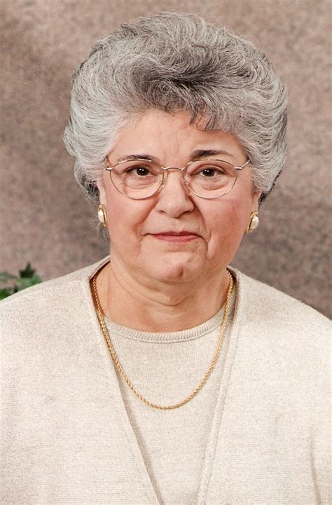 Constance Caron Avis De Décès Résidence Funéraire Maska