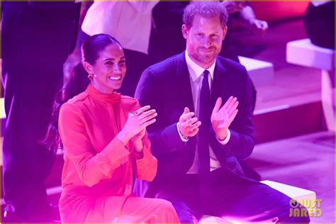 Meghan Markle Wears Red For 2022 One Young World Summit With Prince