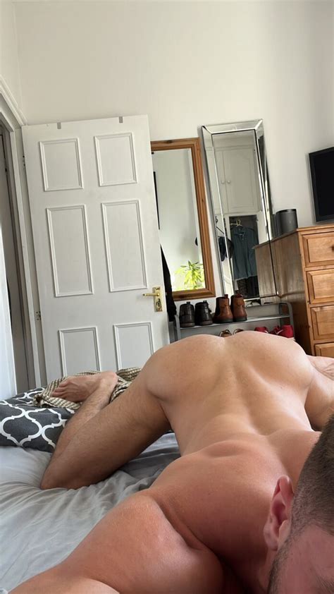 Model Of The Day Craig Marks Daily Squirt