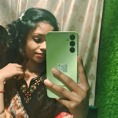 🙈 Ĉĥöĉöłäțëğïřł 🍫🧿🐼 Brokengirl9279 Snapchat Stories Spotlight