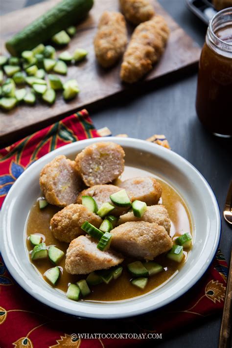 Pempek Ayam Dan Saus Cuko Savory Chicken Cakes With Sauce
