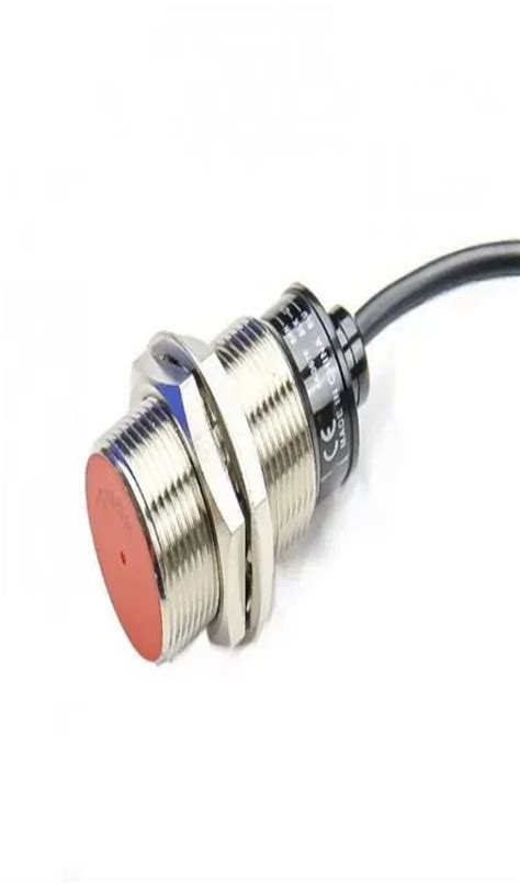 Omron Proximity Sensor At ₹ 2520piece Omron Proximity Sensor In