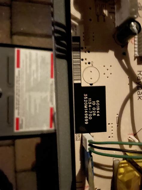 LCD Screen Contrast Slowly Fading General Electronics Arduino Forum