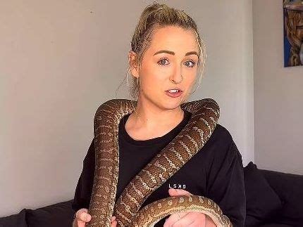 OUCH Porn Star S Pet Python Bites Partner S Penis Toronto Sun