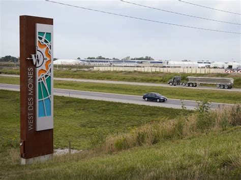 The Development And Use Of Openais Chatgpt Involves Intensive Consumption Of Water Technology