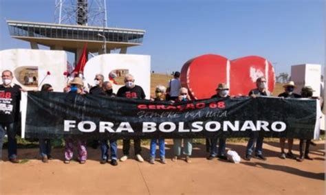 Protesto Contra Bolsonaro Em Brasília Pede Democracia Impeachment E