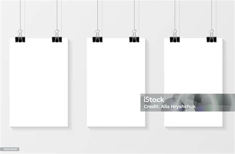 말린 모서리 고정 된 빨간색 푸시 버튼 메시지에 대한 준비가다양한 백지 용지의 컬렉션입니다 벡터 그림입니다 흰색 배경에 격리 전면 뷰입니다 맨 위 보기 닫아 0명에 대한