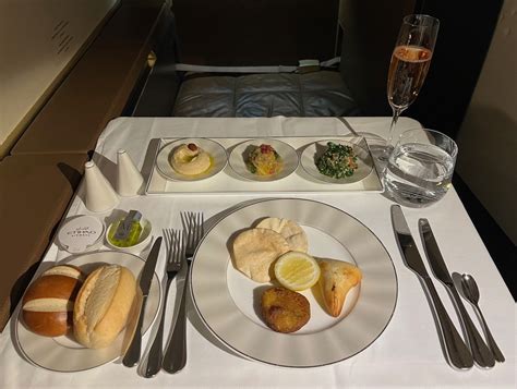 Review Etihad First Class Boeing 787 Iad Auh One Mile At A Time