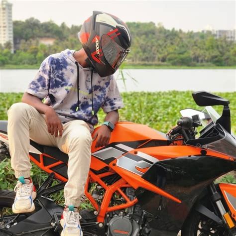 Anson Thomas Anson Thomas • Threads Say More