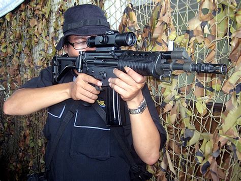 Indonasian Pindad PM Asian Defence