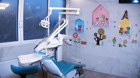 بهترین دکتر و کلینیک دندانپزشکی کودکان شاهین شهر ، خوراکیهای مضر رزرو