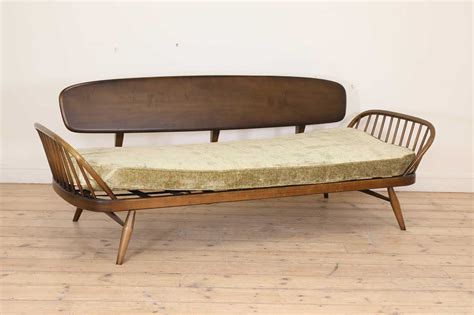 Lot 407 An Ercol Model 355 Studio Daybed