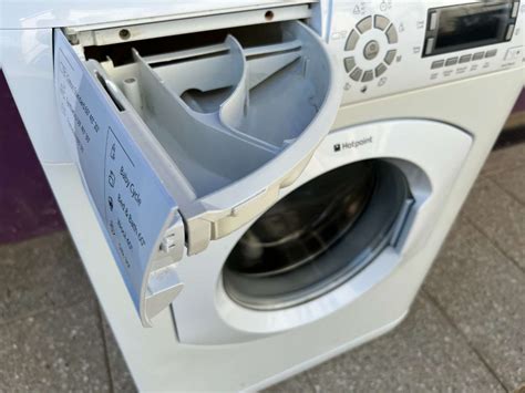 Hotpoint EXPERIENCE 8kg Washing Machine - We Probably Have It