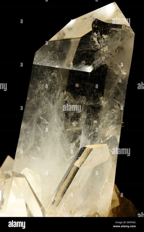 Quartz Crystal SiO2 Stock Photo Alamy