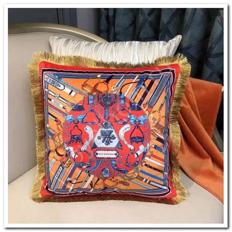 Подушки декоративные 50х50 см Hermes №8033 - купить в интернет-магазине ...