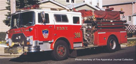 Fire Replicas Fdny 1985 Mack® Cf Pumper Engine 308 Queens