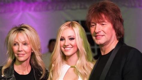Heath Locklear Got Together With Ex Richie Sambora For Daughter Avas
