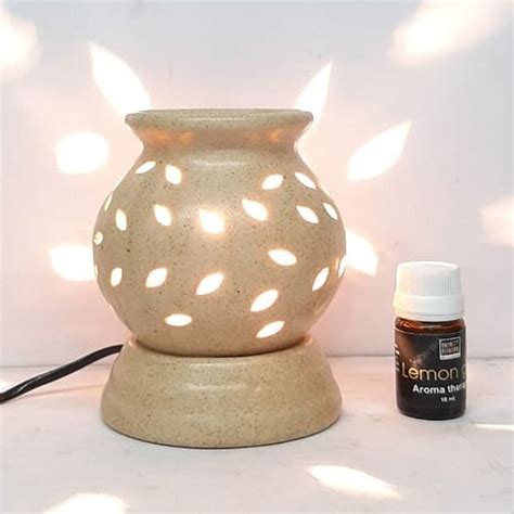 Lemon Grass Beige Matka Shape Ceramic Electric Diffuser Bulb Power 2w Dimension 9inch D At